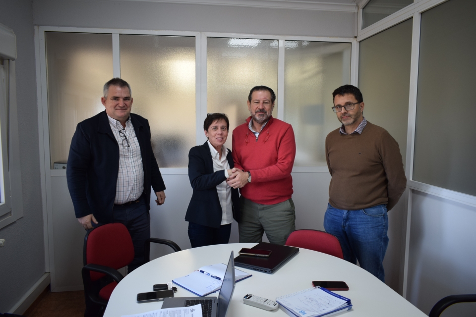 Fabricación de cisternas de aluminio, acero inoxidable, y acero al ...